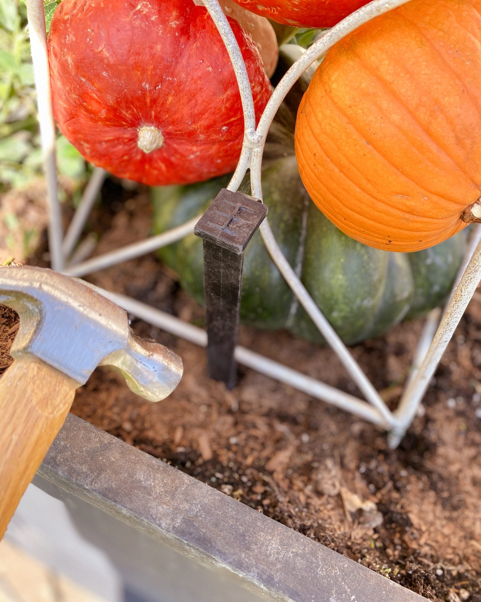 Fall Porch DIY Decor | DIY Pumpkin Obelisk Towers For Fall Porch Decor