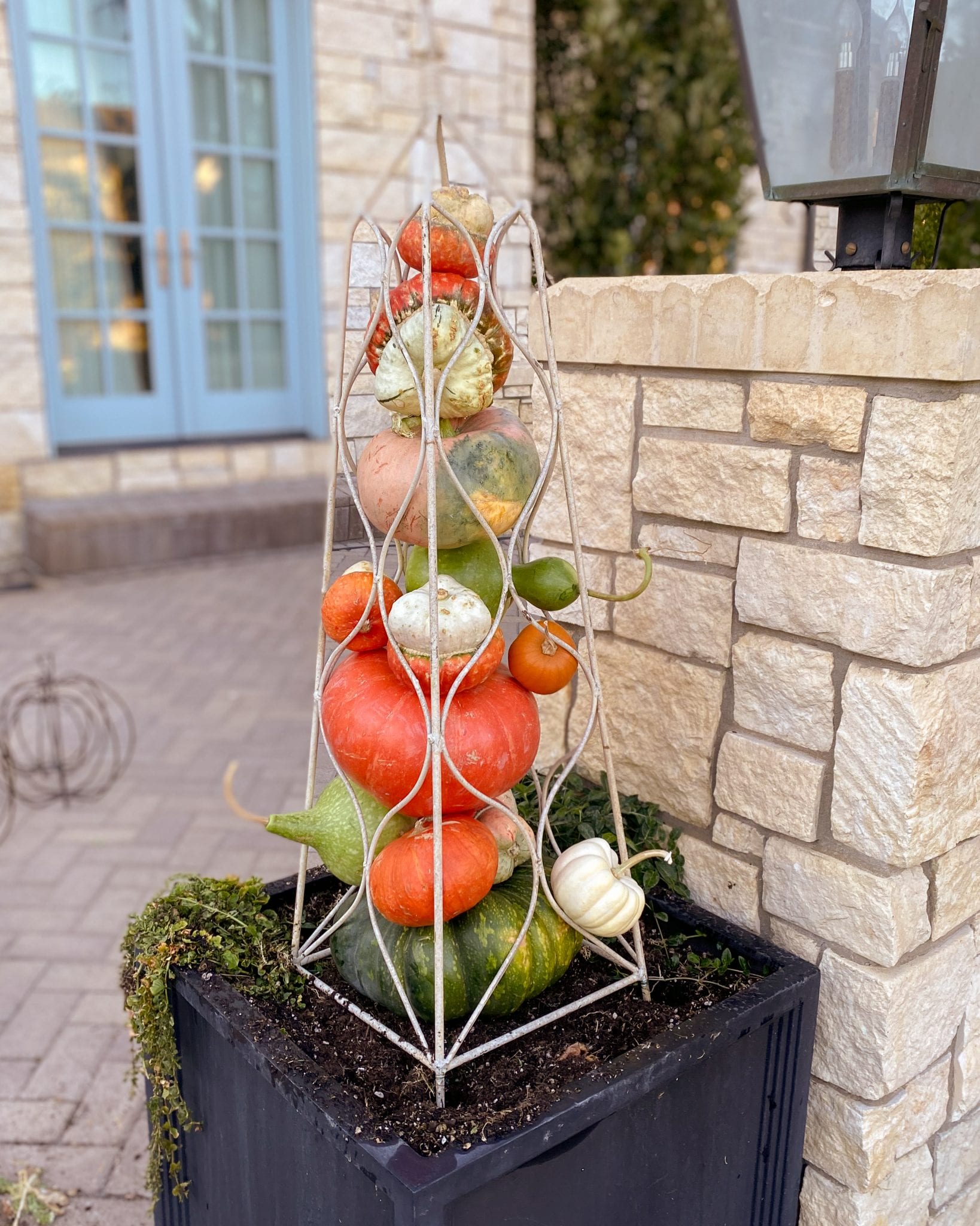 Fall Porch DIY Decor | DIY Pumpkin Obelisk Towers For Fall Porch Decor