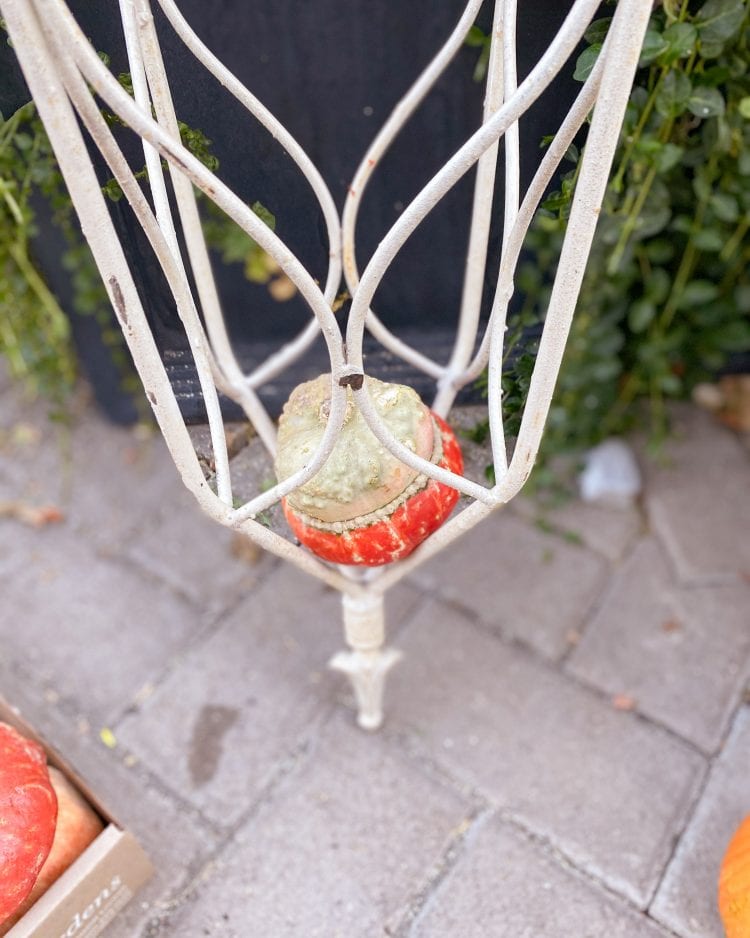 Fall Porch DIY Decor | DIY Pumpkin Obelisk Towers For Fall Porch Decor