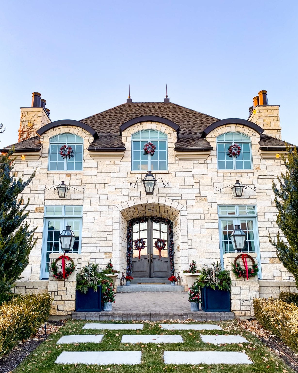 Christmas Front Porch Decorating | Front Porch Decor Tips