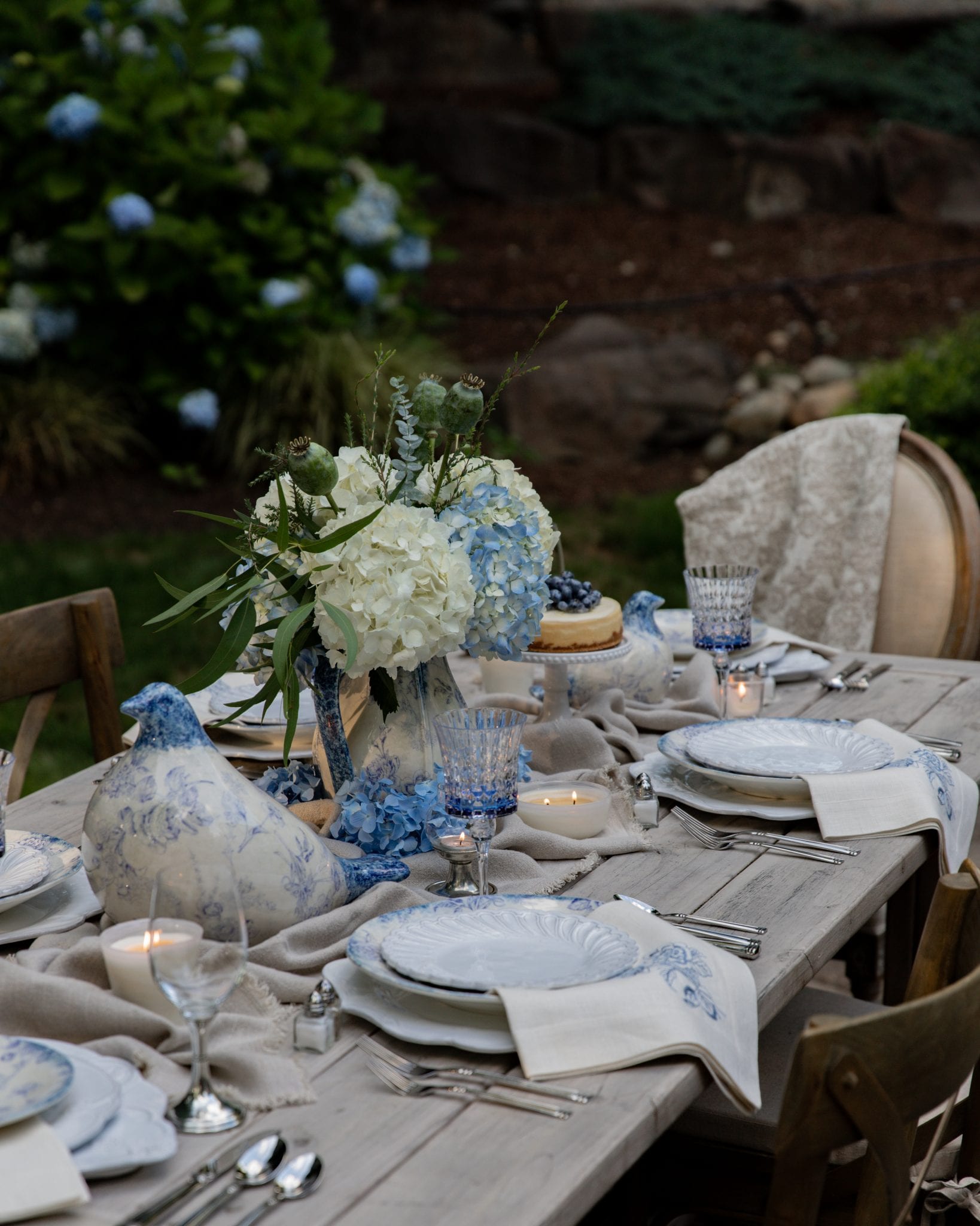 Spring Table Decor Ideas | Outdoor Spring Decor Inspiration