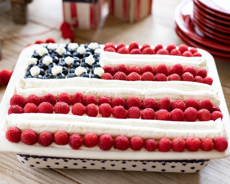 Easy American Flag Cake Recipe
