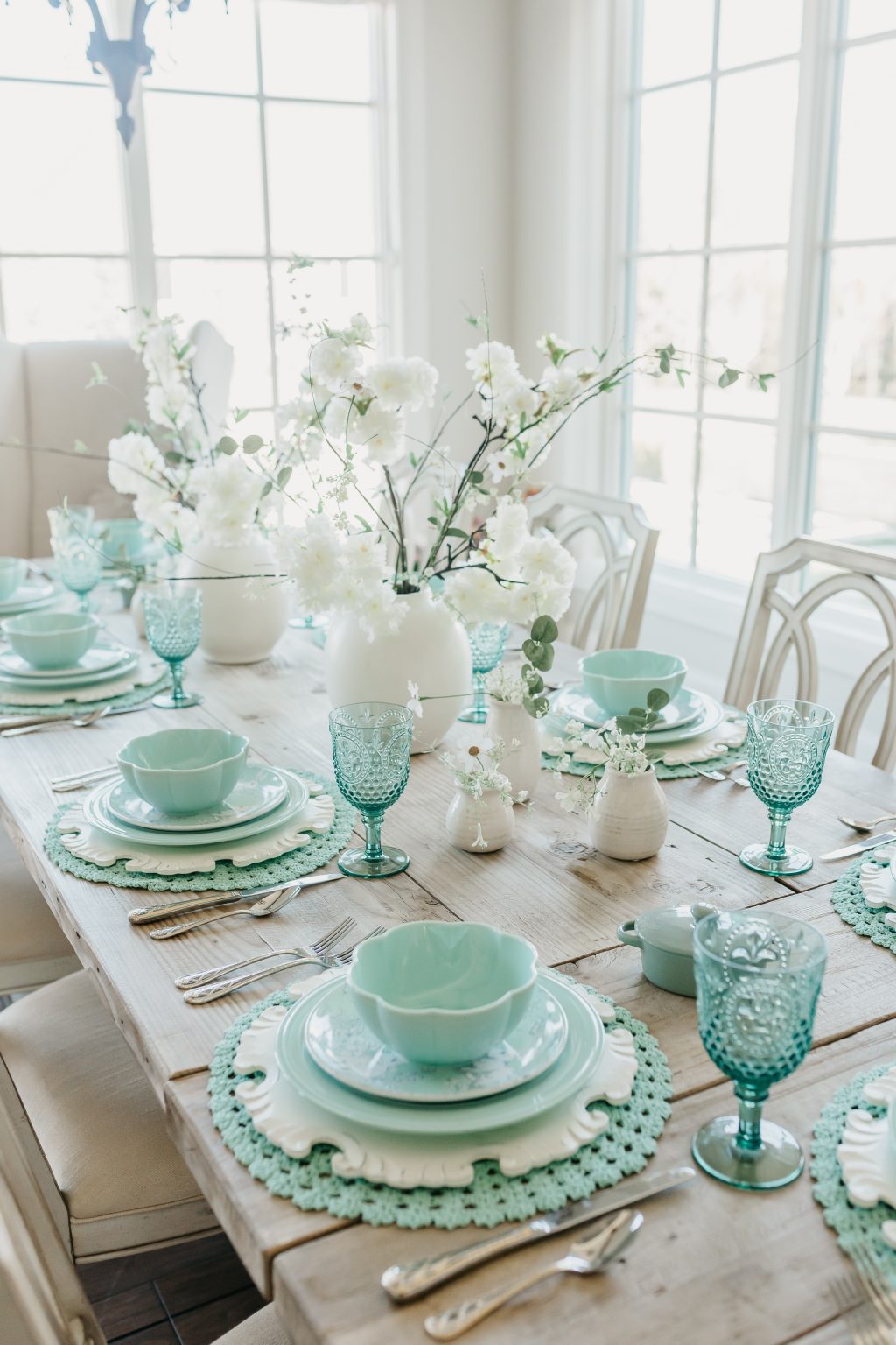 Delightful Spring Tablescape Ideas in Mint Green and White - Home With ...
